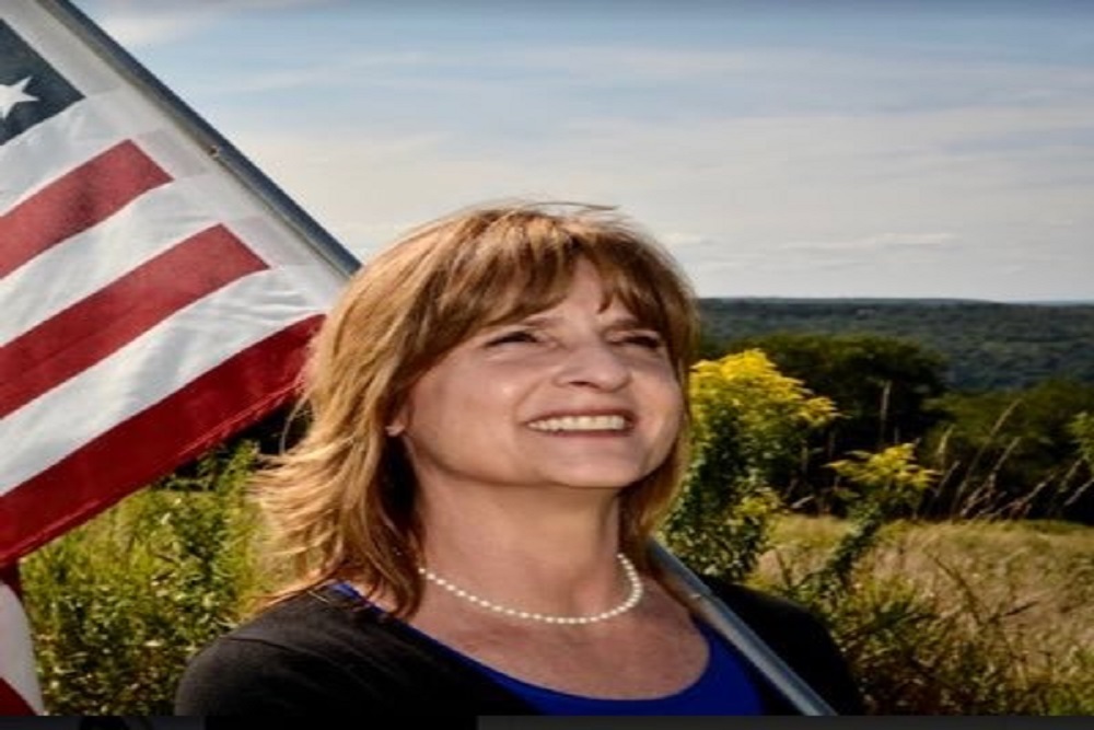 Campaigns Daily | Dianna Ploss for Governor: Information from the desk ...