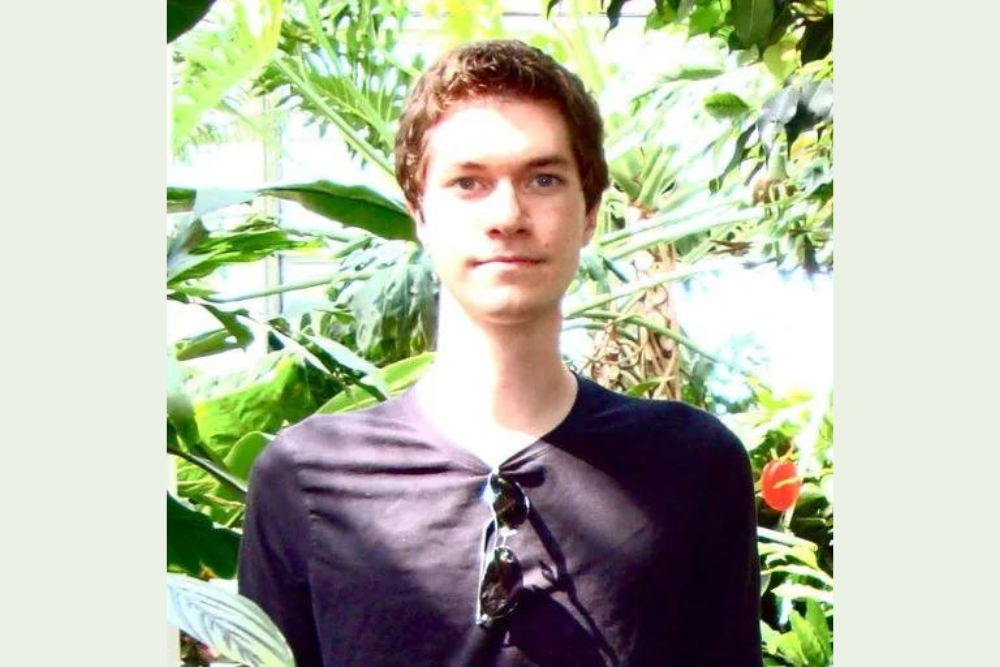 Machine Learning Reveals How Black Holes Grow | Current Science Daily