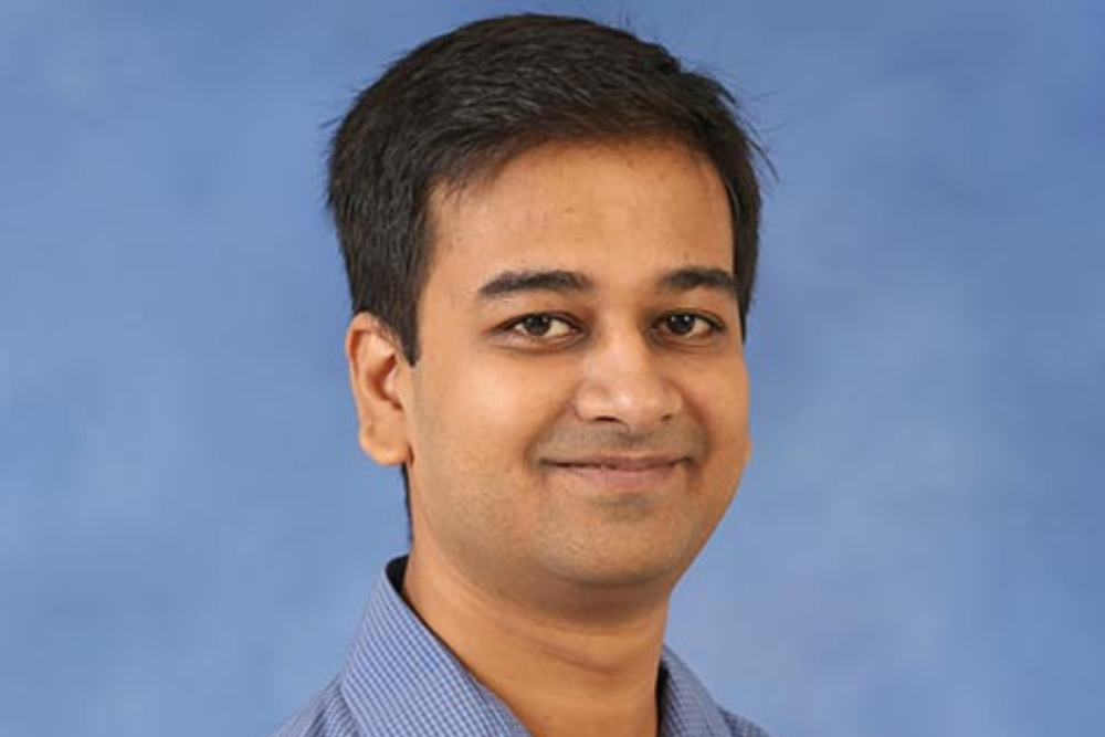 Graduate Student On Team That Finds Hidden Midsize Monster Black Hole ...